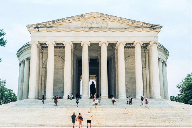 The Washington DC Sightseeing Flex Pass: Capital Savings at 15 Attractions