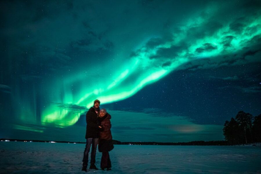 From Rovaniemi: Aurora Borealis Hunt With Photographer