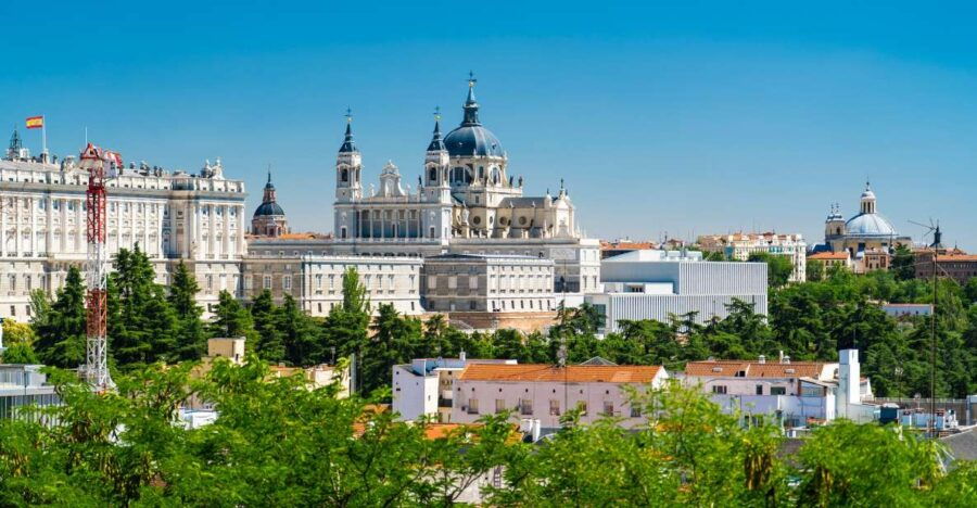 Madrid: Guided Highlights Walking Tour