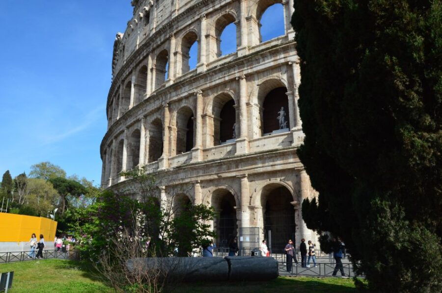 Rome: Colosseum Guided Walking Tour