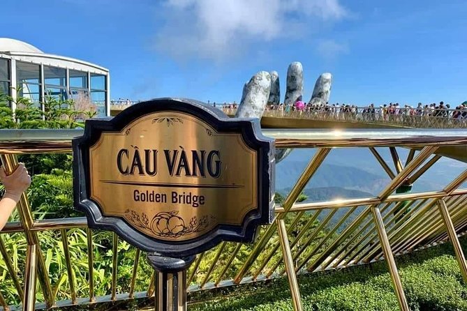 Private Guided Sunworld Ba Na Hills & Golden Hands Bridge