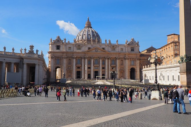 Self-guided Virtual Tour of Vatican Museums: The Highlights
