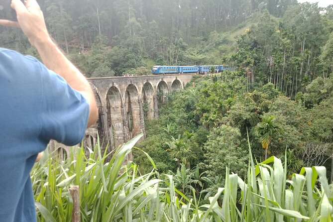 Ella Tour by Round Tour Drivers Sri Lanka