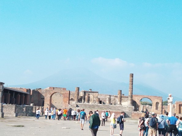 Pompeii Skip-The-Line and Mt Vesuvius With Lunch&Winetasting From ...