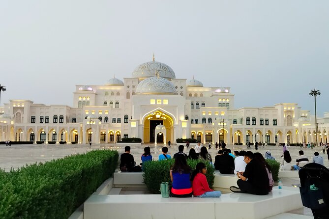 Explore Six Emirates Of UAE: A Comprehensive Full-Day City Tour