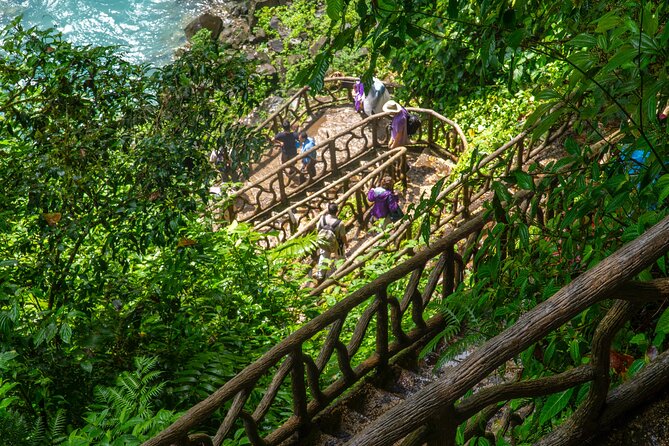 Private Rio Celeste National Park & Sloth Reserve