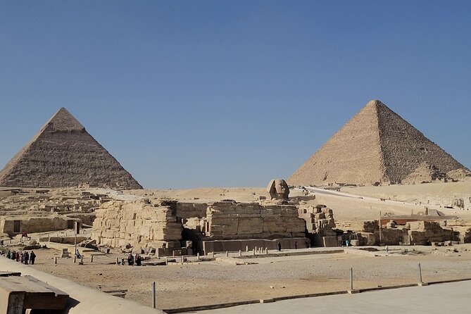 Saqqara Necropolis, Giza Pyramids and The Egyptian Museum Tour
