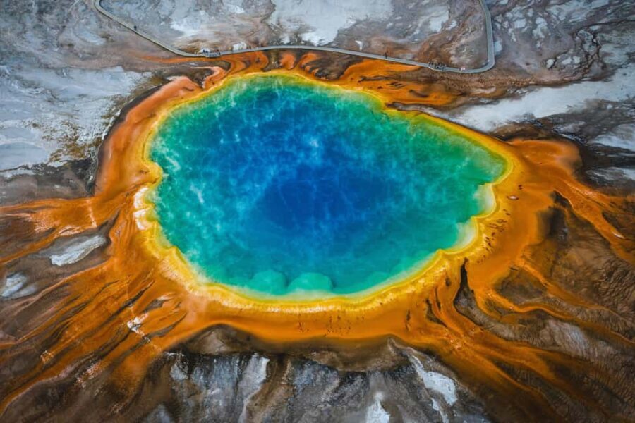 Salt Lake City: 8-Day Guided Yellowstone Tour to Los Angeles